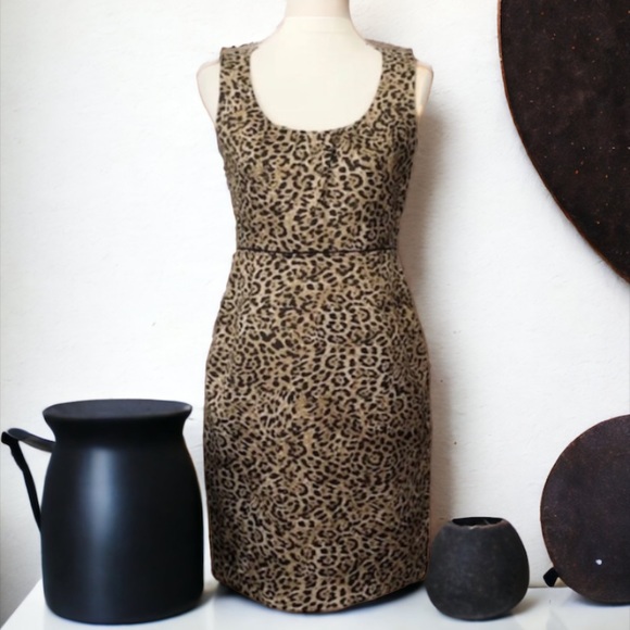Tahari | Dresses | Tahari Addie Leopard Print Sleeveless Dress Size 2 ...